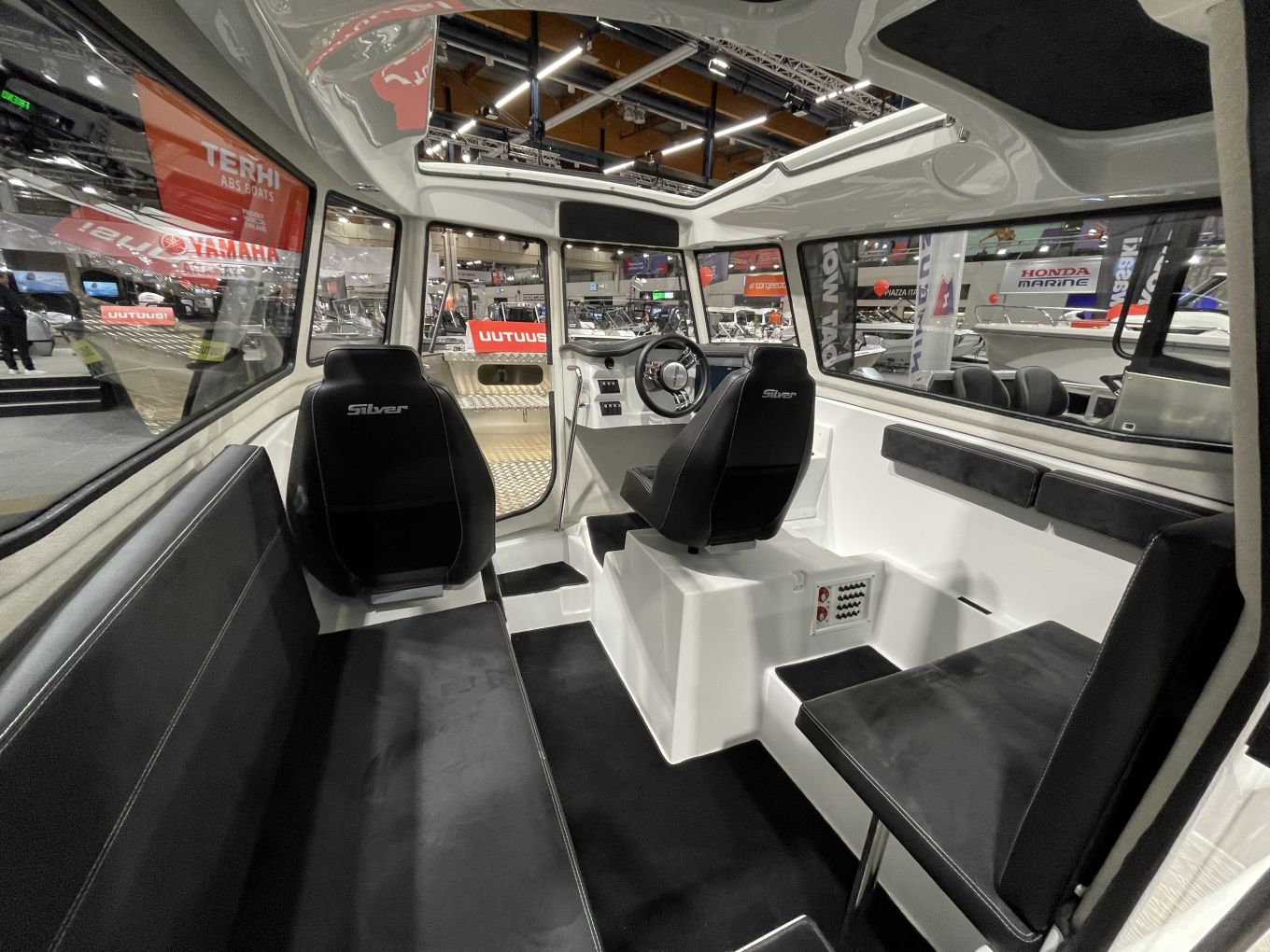 Vene 24 Båt: Terhi 480 C, Willy’s X62 ja Silver Seahawk Cabin ...